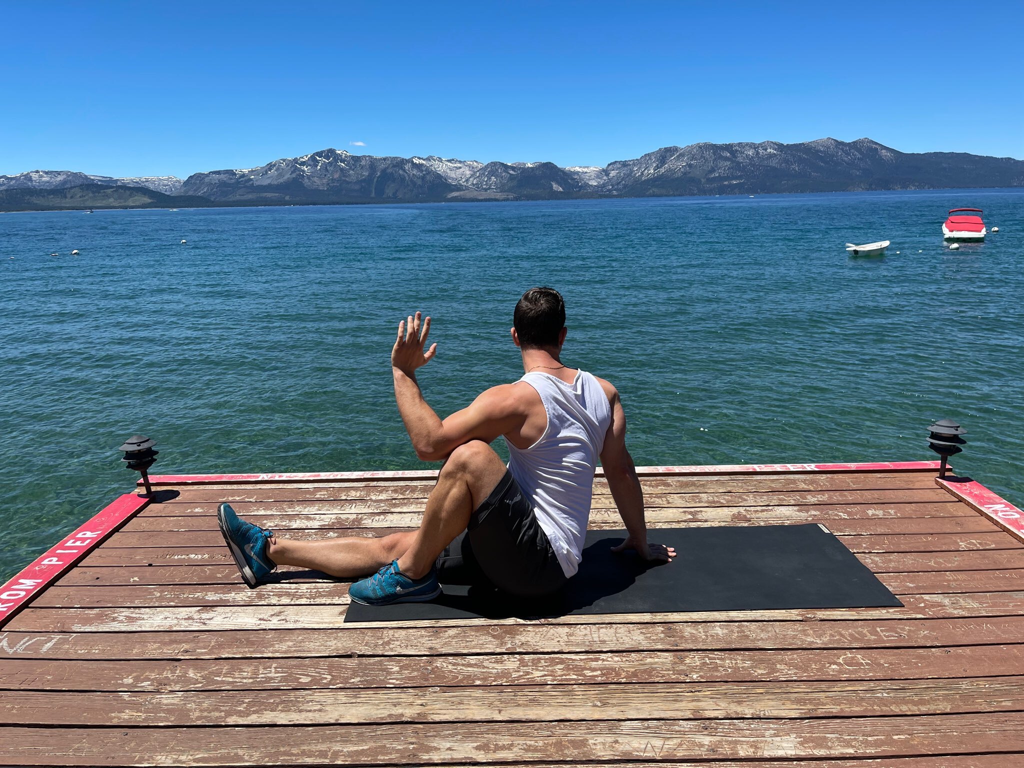 Stretches for Mid Back Pain - Health Report